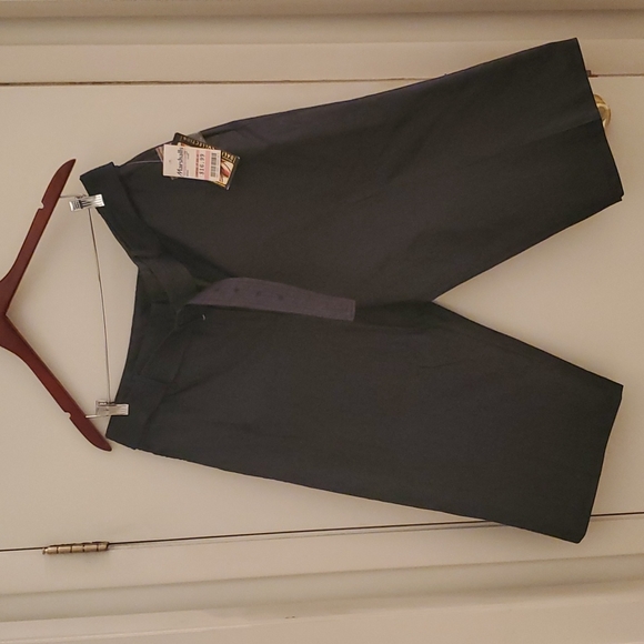 Dalia Collection | Pants & Jumpsuits | Dark Capri Pants | Poshmark